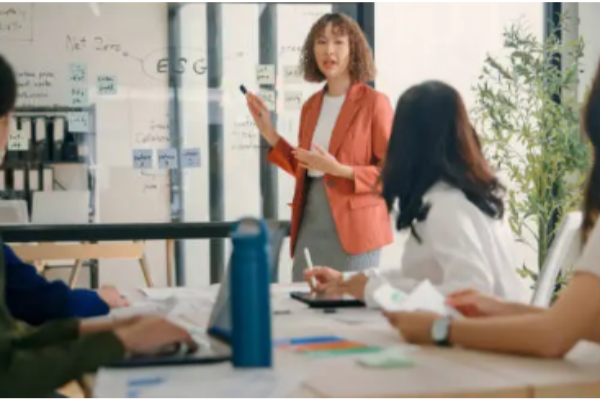 [한경옥 칼럼] MZ세대가 바꾸는 ESG 트렌드